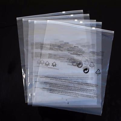 China Scheurvaste Transparante Zelfsluitende CPE Ritssluiting Zachte Zak Voor Kledingverpakking Te koop