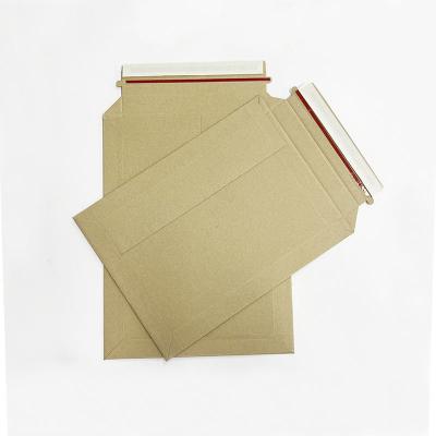 China Customized Cardboard Photo Envelopes Convenient Cardboard Photo Mailers Rigid for sale