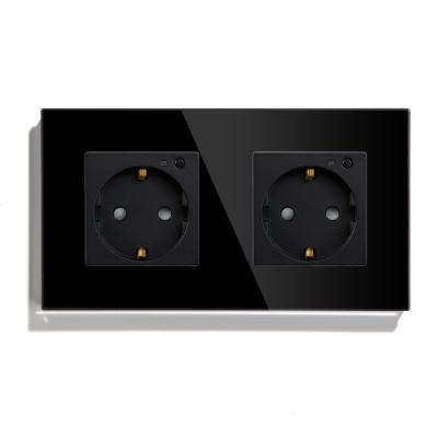 China Double WiFi 16A 157mm EU Smart Socket with Remote Control for sale