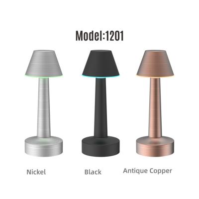 China Phonecontrol Rechargeable Table Lamp, RGBW Portable Night Light for Living Rooms, Bedrooms and Camping for sale
