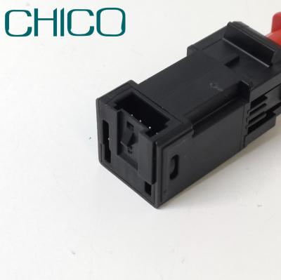 Cina GM SAAB Brake Light Switches di FIAT OPEL 9185906 6366F1 55701395 in vendita