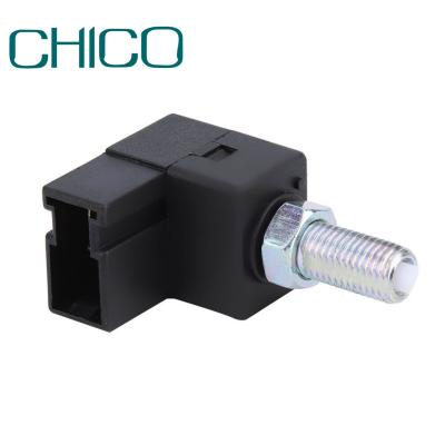 Cina La luce dei freni di M10x1.25 HYUNDAI commuta 93810-2E000 93810-38000 in vendita