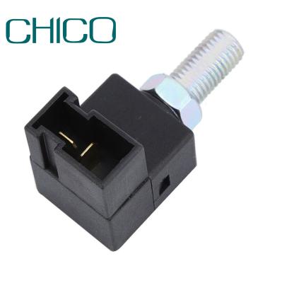 Cina La luce dei freni di M10x1.25 HYUNDAI commuta 93810-2E000 93810-38000 in vendita