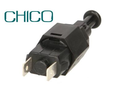 Cina CHICO Universal Stop Light Switch per 90196375 XKB100080 1239433 il GM LAND ROVER OPEL in vendita