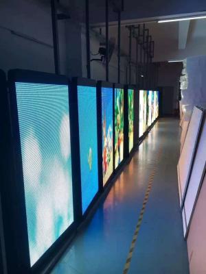 China P2.5 P3 P4 HD LED-Plakate, Werbebildschirm im Einkaufszentrum zu verkaufen