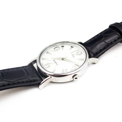 China Simple Generous Black PU quartz wristwatch Relaxing And No Pressure for sale