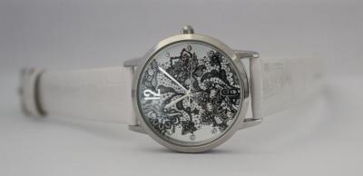 China Leisure Nice Thick Leather Strap Watches Boyfriend Quartz Sport Watch for sale
