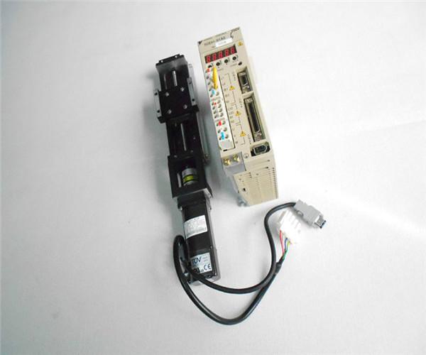 YASKAWA AC High Precision Servo Motor 0.91A 100 W AC Synchronous Servo Motor 1