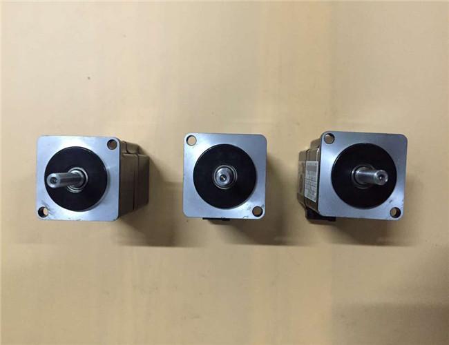 YASKAWA Industrial 0.318N.m AC SERVO MOTOR 200V 3000r/MIN SGMAS-02ACA4C-E 1