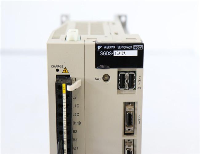 YYASKAWA SERVOPACK SGDS-15A12A Industrial Servo Drives Output 11.6A 1.5KW Japan 0