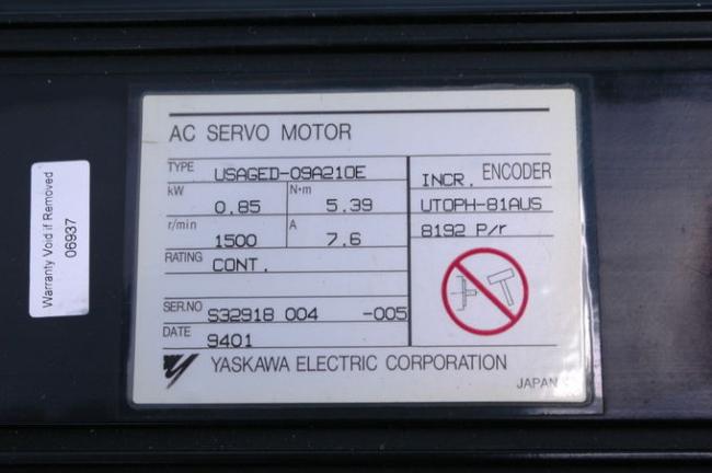 USAGED-09A210E YASKAWA Servo Drive 200V INPUT 2AMP 3PH Original New 2