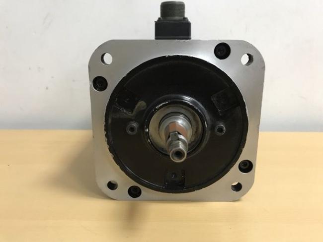 USAGED-03C22K YASKAWA Servo Drive Original New 3 Working Days Delivery 1