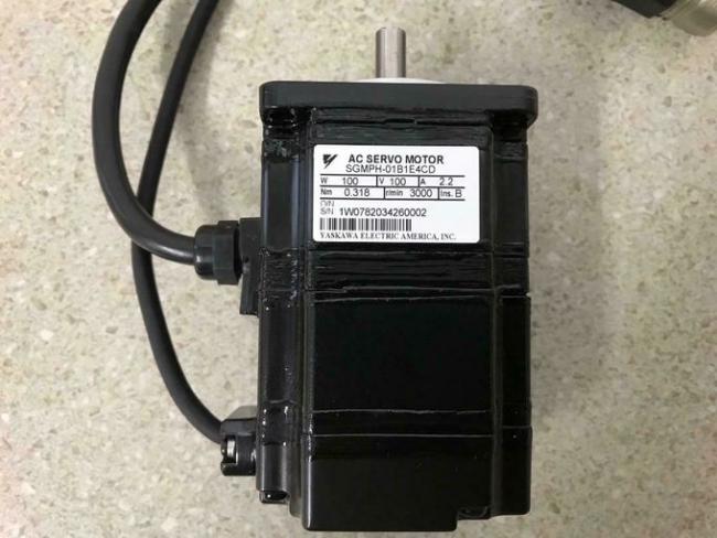 Sgmph-01b1e4cd Yaskawa Servo Drive 100v 100w Original New 3 Working Days Delivery 3