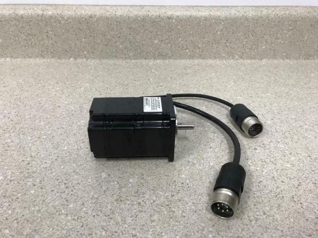 Sgmph-01b1e4cd Yaskawa Servo Drive 100v 100w Original New 3 Working Days Delivery 4