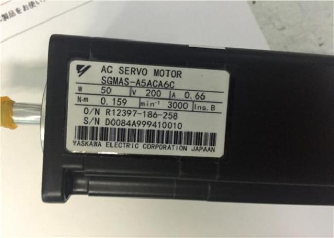 Yaskawa AC Industrial SGMAS-A5ACA6C 50W 200V 3000RPM BRAND NEW 0