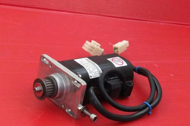 YASKAWA Industrial 3000r/min 0.91A SGMAH Sigma II Japan 100W SGMAH-01A1A-HL11 2