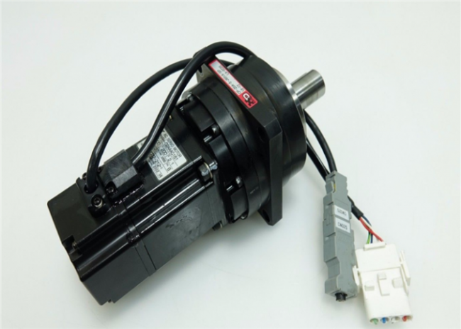Industrial Servo Motor 3000r/min YASKAWA 200W InsB AC SERVO MOTOR SGMAH-02AAAG161 0