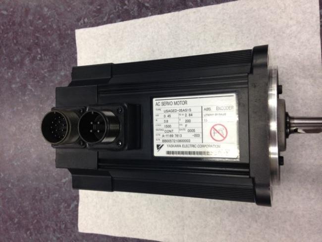 USAGED-05AS1S Yaskawa Heavy Duty Servo Motor 3 Working Days Delivery 1