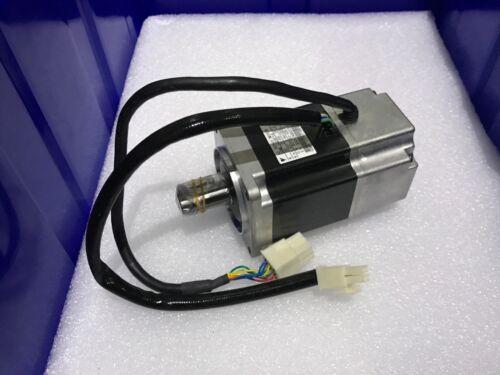 Industrial New SERVO MOTORW200 V200 A 2.0 R/Min 3000 Ins B New in box SGML-02AF14 0