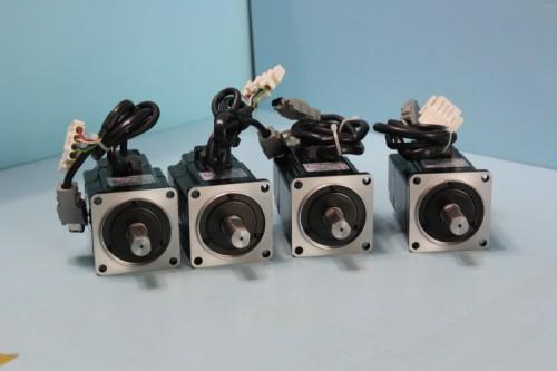 Industrial Servo Motor YASKAWA servo motor 2.4A SGMAH-01BBAB1 100W 100V 0