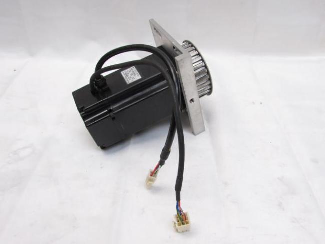 Yaskawa AC Servo Motor Industrial Servo Motor 400W SGM-08U3B4L Made in Japan 0