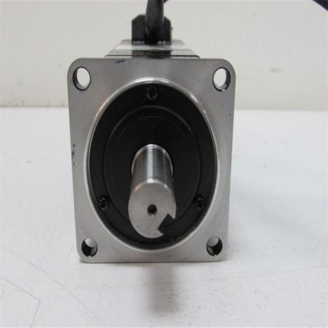 Yaskawa Electric InsB Industrial AC Servo Motor 400W 200V SGMAH-04A1A41D-OY 1