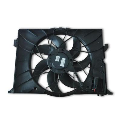 Cina STANDARD Auto Parts Ventilatore radiatore elettrico OE NO. 2215000493 per Mercedes Benz W221 in vendita