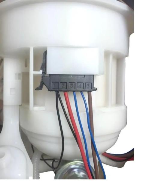 Quality Automotive Electric Fuel Pump Fuel Filter With Tank Sending Unit Left OE for sale