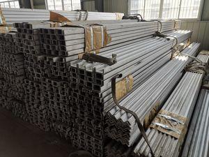 China Hot Rolled 304 Stainless Steel U Channel with Polished Surface for Structural Applications for sale