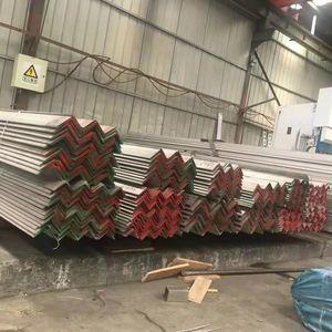 China 304 Stainless Steel Angle Bar Hot Rolled 30*30-100*100mm for Structural Applications for sale