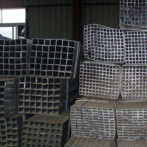 China Black Surface Treatment Square and Rectangular Steel Pipes with 30*30-500*500 Size Range for Pipeline Transport for sale
