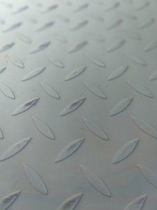 China ASTM A36/A36M Galvanized Diamond Checker Plate with 2.0mm-12mm Thickness for Construction and Industrial Use for sale