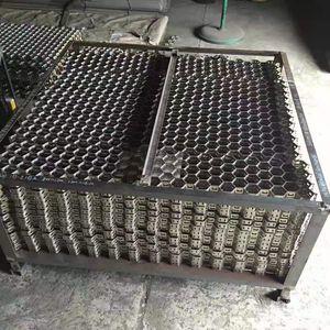 China Stainless Steel Punching Hole Wire Mesh with Twill Weave Technique for Boiler Applications for sale