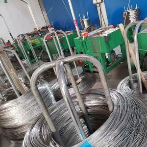 China Bright Surface Stainless Steel Wire Rod with Cold-Drawing Technique and 0.3 - 6.0mm Specification for sale