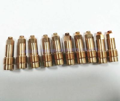 Cina La muffa materiale di precisione di BECU parte la concentricità calda 0.01mm della materozza di punte di ugello in vendita