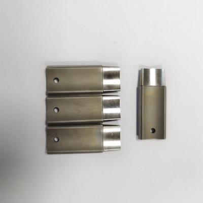 China O único núcleo de bronze da modelagem por injeção da cavidade introduz o trabalho feito com ferramentas plástico com processamento dos elétrodos à venda
