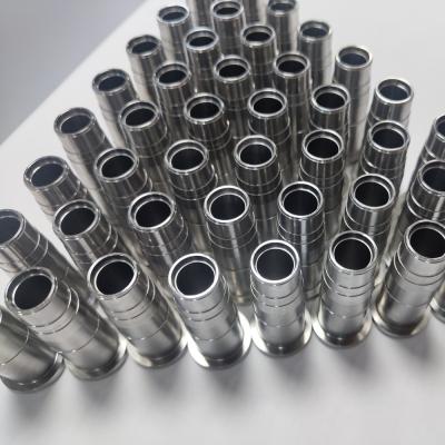 Cina SKH51 muoiono anima di plastica del filo dell'iniezione d'acciaio di precisione con lo specchio lucidato per le componenti in vendita