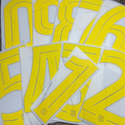 China Aangepast warmteoverdrachtlogo met machinewasbare duurzaamheid, drukgevoelige lijm en meerdere kleuren beschikbaar Te koop