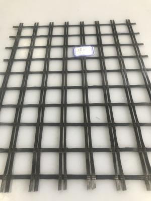 Cina Bitume rivestito 50-50KN/M Geogridi in fibra di vetro Parcheggio Asfalto Armatura di pavimentazione in vendita