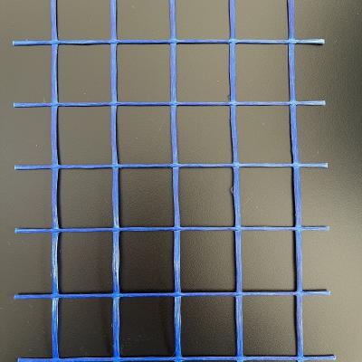 China Bitumen Coating Fiberglass Road Pavement Geogrid Anti Cracking Geogrid 100KN for sale