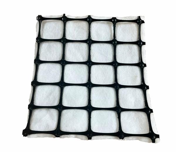 Quality PP Geogrid Thermal Bond Geotextile Composite Geogrid Reinforces Subgrades  Isolation Gravel layer For Highway  for sale