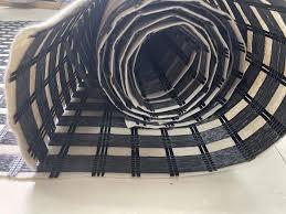 China Geogrid Thermal Bonding Nonwoven Fabric By Glue Composite Geogrid  Subgrade Stabilization Slope Protection for sale