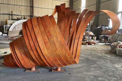 China Outdoor Large Corten Steel Sculpture Metal Garden Ornaments 2.7m Long for sale