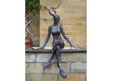 China Modern Outdoor Decorative Stainless Steel Wire Woman Sculpture for sale