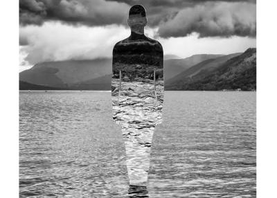 China Mirror Polished Stainless Steel Invisible Man Sculpture Public Decoration for sale
