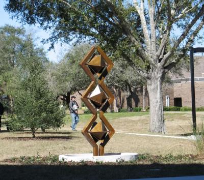 Cina Fontana da giardino all'aperto con decorazione arrugginita, scultura in acciaio Corten in vendita