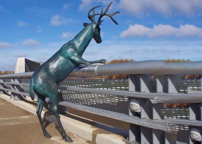 China Outdoor Decorations Bronze Moose Sculpture for sale