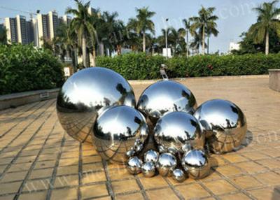China Stainless Steel High Polished Large Garden Ball Sculpture for Urban for sale