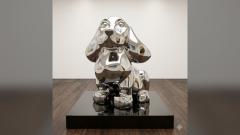 Modern Mirror-Polished Stainless Steel Dog Sculpture