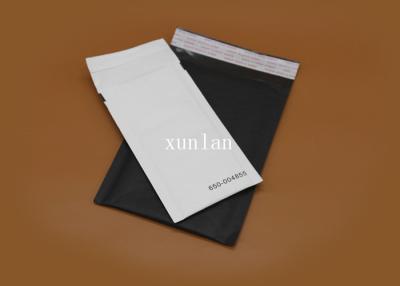 China Het Document   van koeriers customied de Zwart-witte Kraftpapier   Bellen  Enveloppen met Pringting Te koop